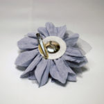 Grey Flower Clip – By Ilona